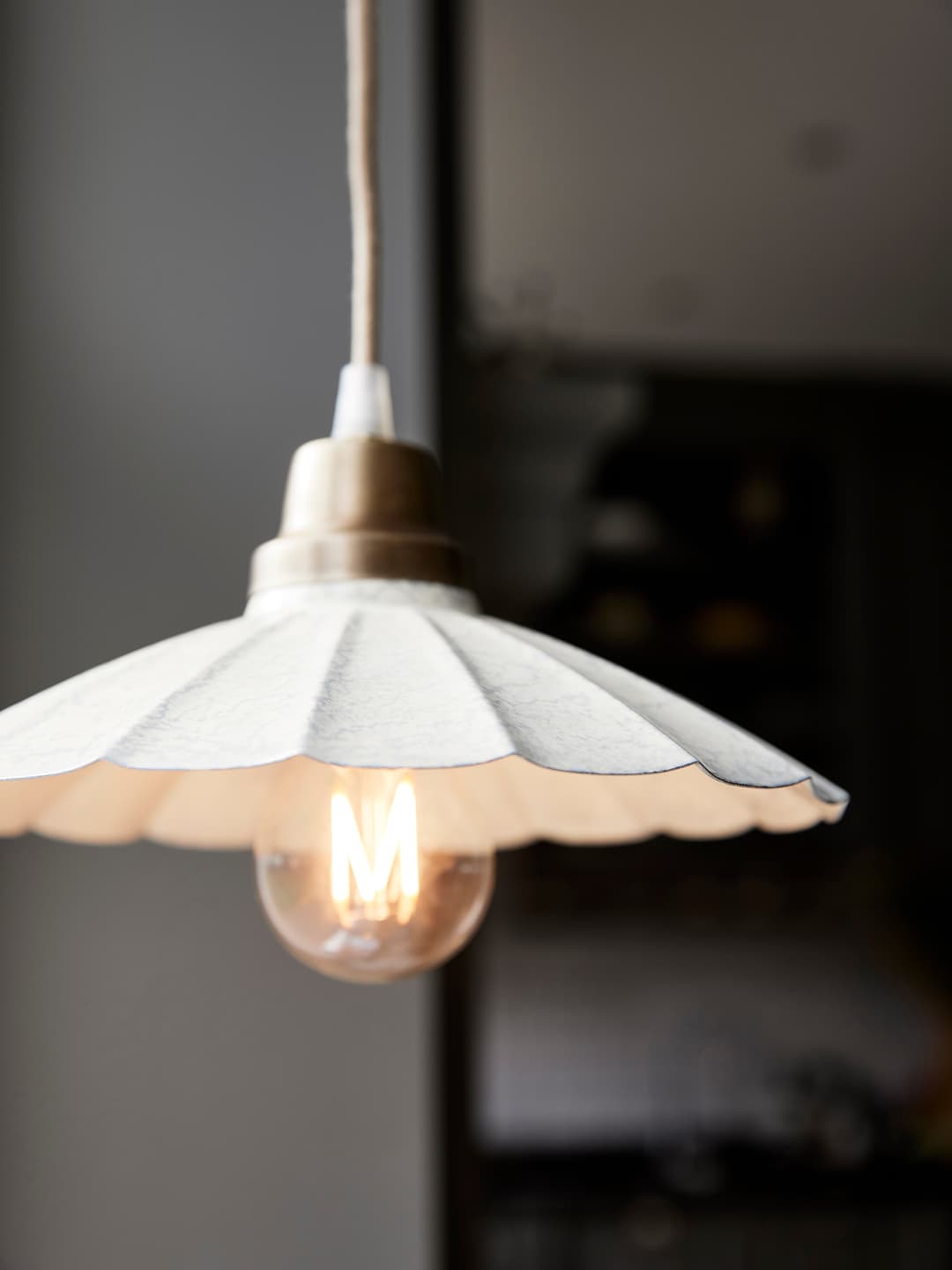Trendy lighting for home & business - PR Home